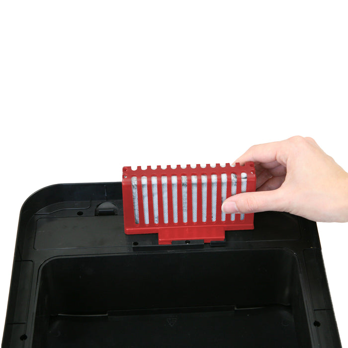 ITOS13B, ITOS13M – iTouchless Housewares and Products Inc.